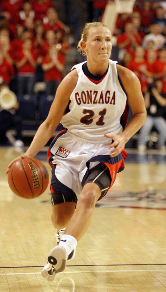 Former Kentwood star Vandersloot invited to USA Women's National Team ...